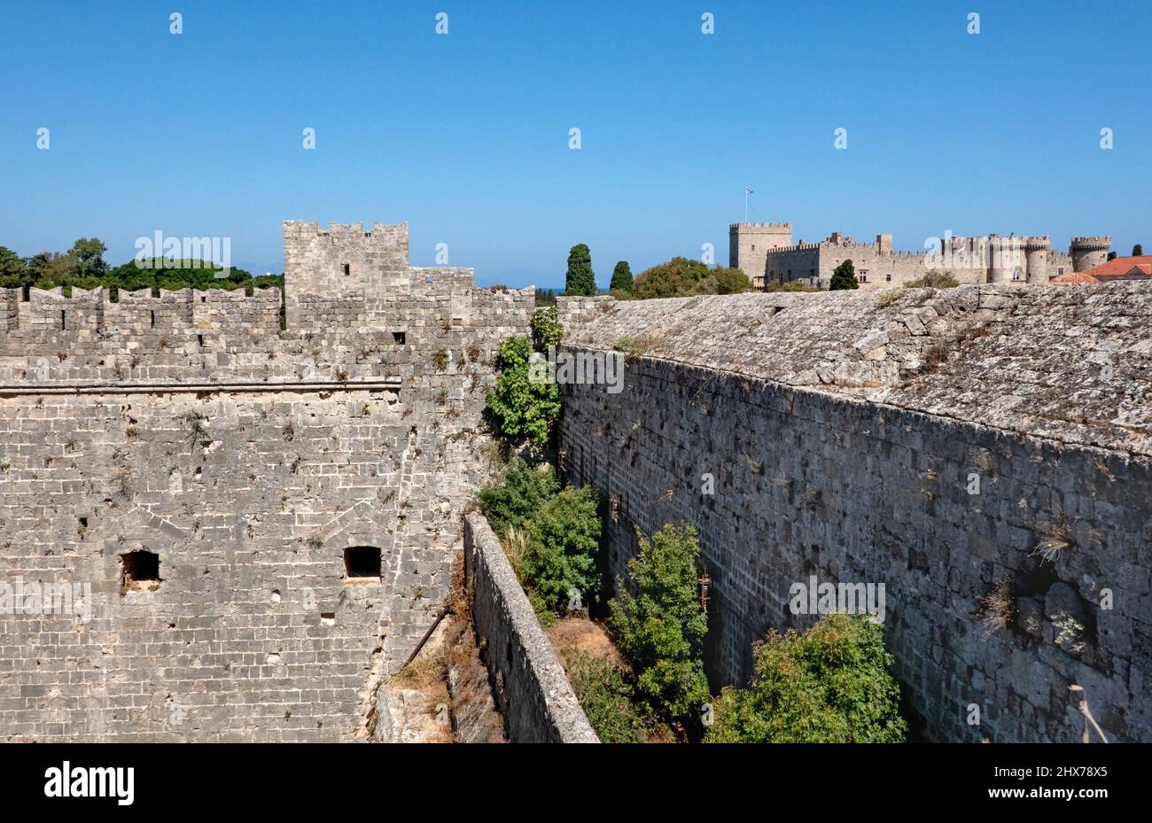 Rhodes fort hi-res stock photography and images - Alamy