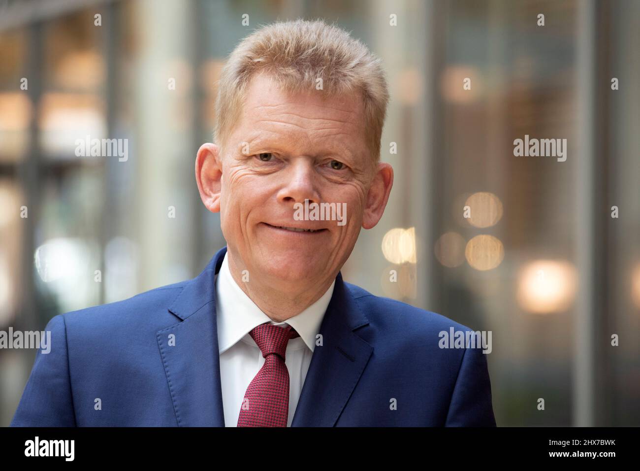 Dusseldorf, Deutschland. 09th Mar, 2022. Guido KERKHOFF, Chairman of ...