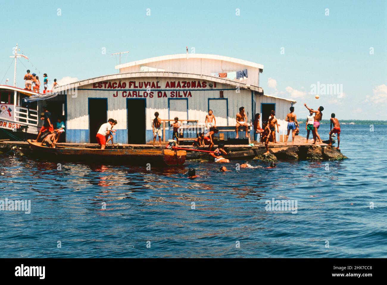 Amazon river boats in manaus hi-res stock photography and images - Alamy