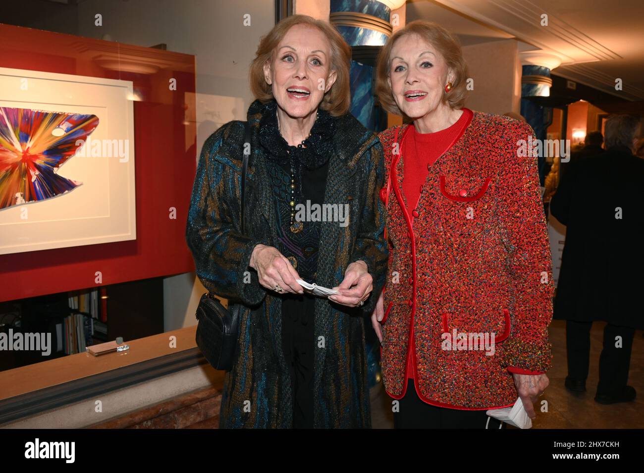 Kessler sisters hi-res stock photography and images - Alamy