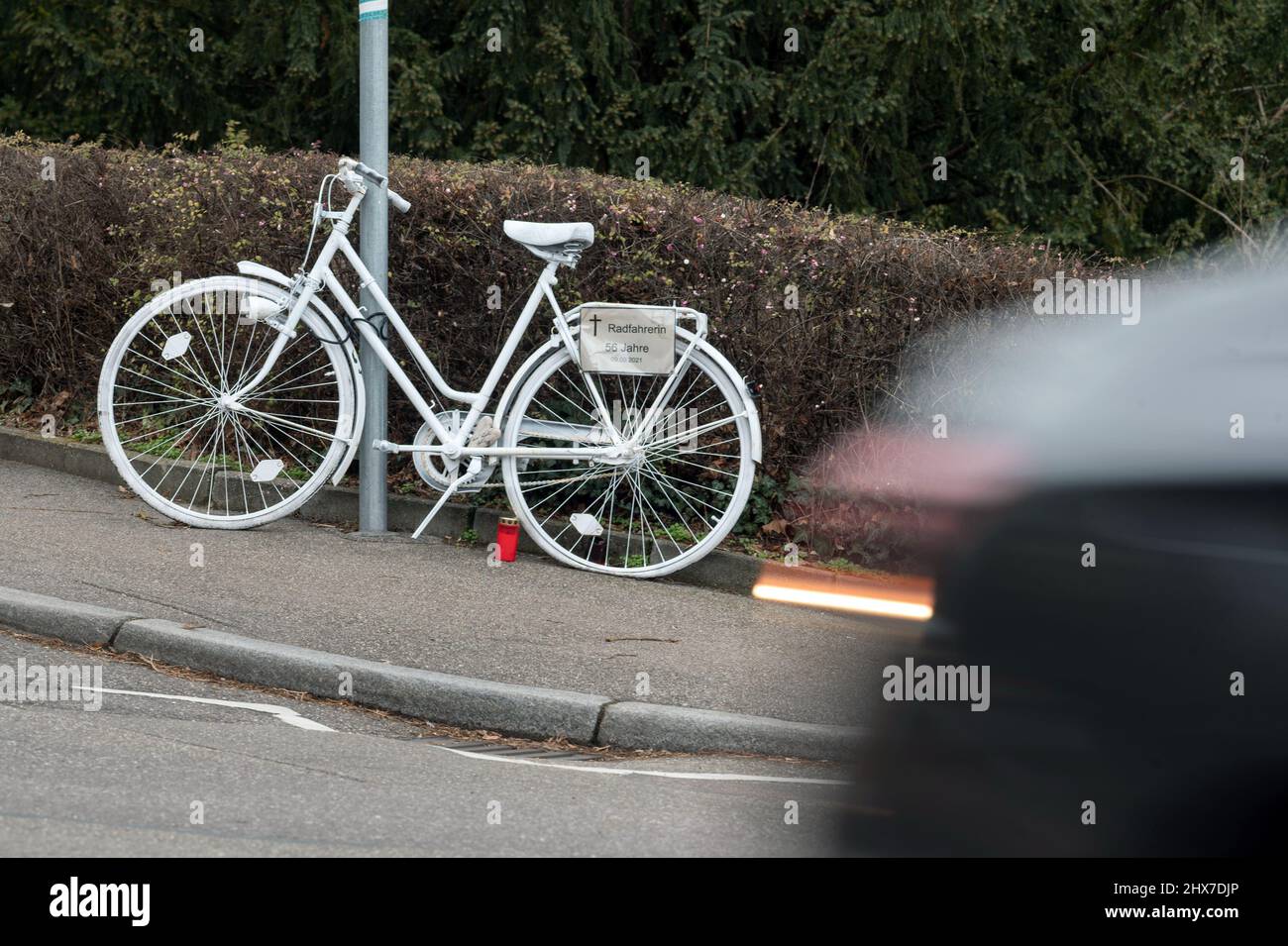 Stuttgart, Germany. 25th Feb, 2022. A white-painted bicycle, a so ...