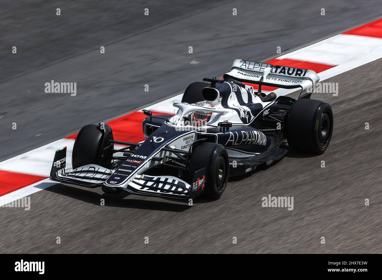 10 GASLY Pierre (fra), Scuderia AlphaTauri AT03, action during the Formula 1 Aramco pre-season ...