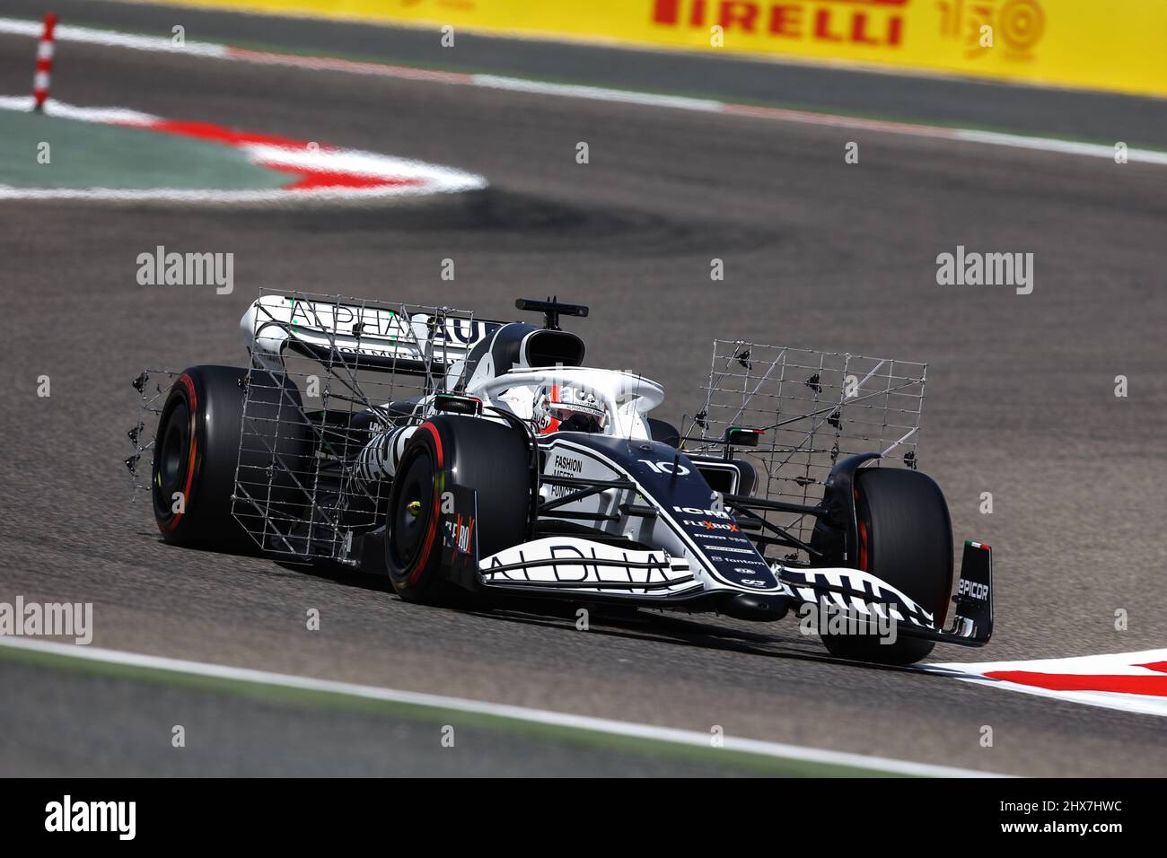 10 GASLY Pierre (fra), Scuderia AlphaTauri AT03, action during the Formula 1 Aramco pre-season ...