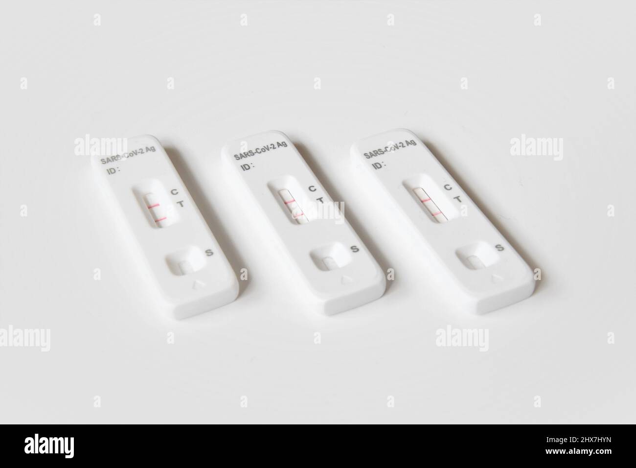 Antigen test strip hi-res stock photography and images - Alamy