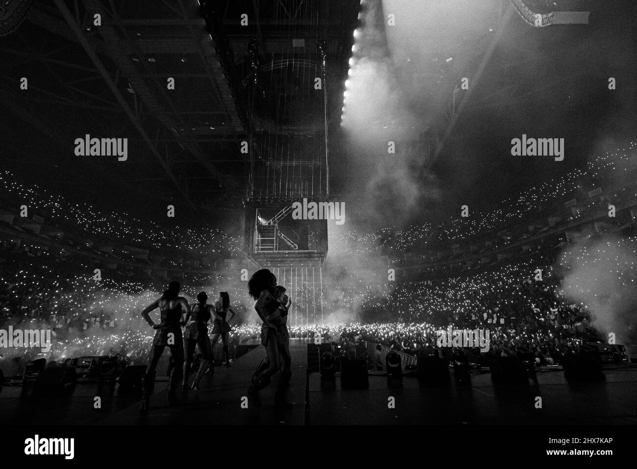 London, UK. 5th March 2022. Davido performs at the O2 Arena ...