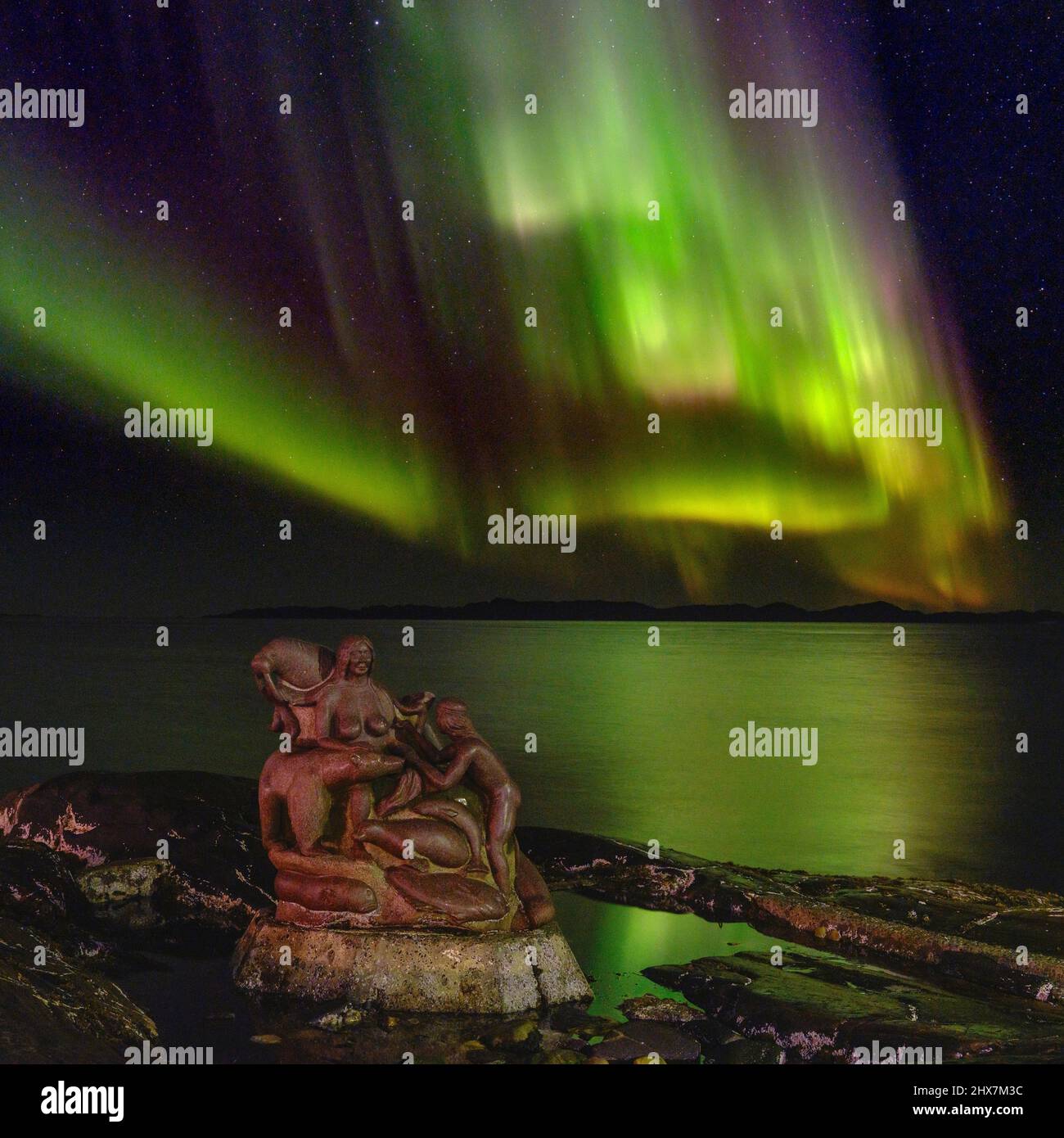 Northern lights over the Mother of the sea, Sassuma Arnaa - a legendary ...