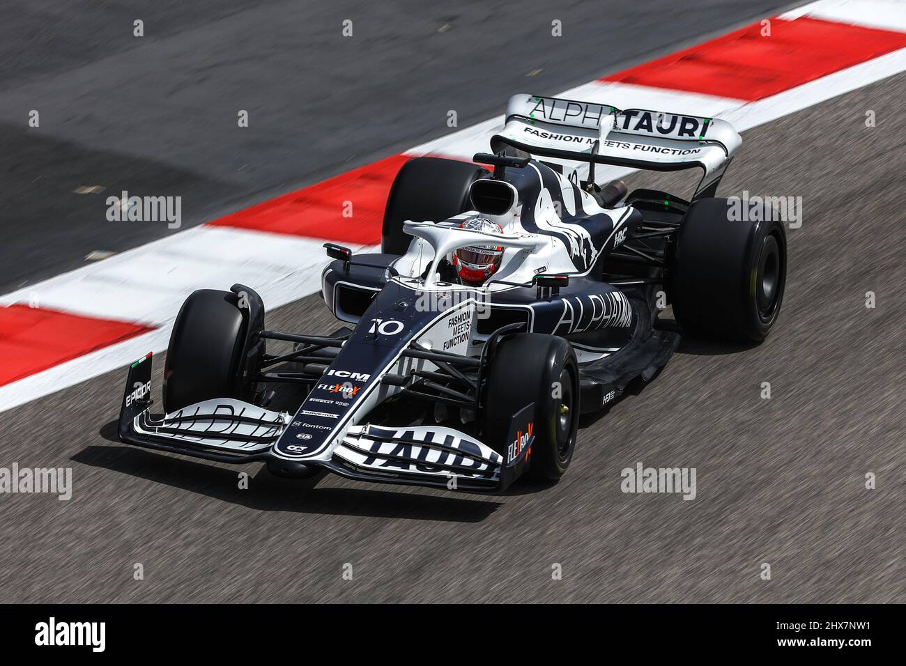 10 GASLY Pierre (fra), Scuderia AlphaTauri AT03, action during the Formula 1 Aramco pre-season ...