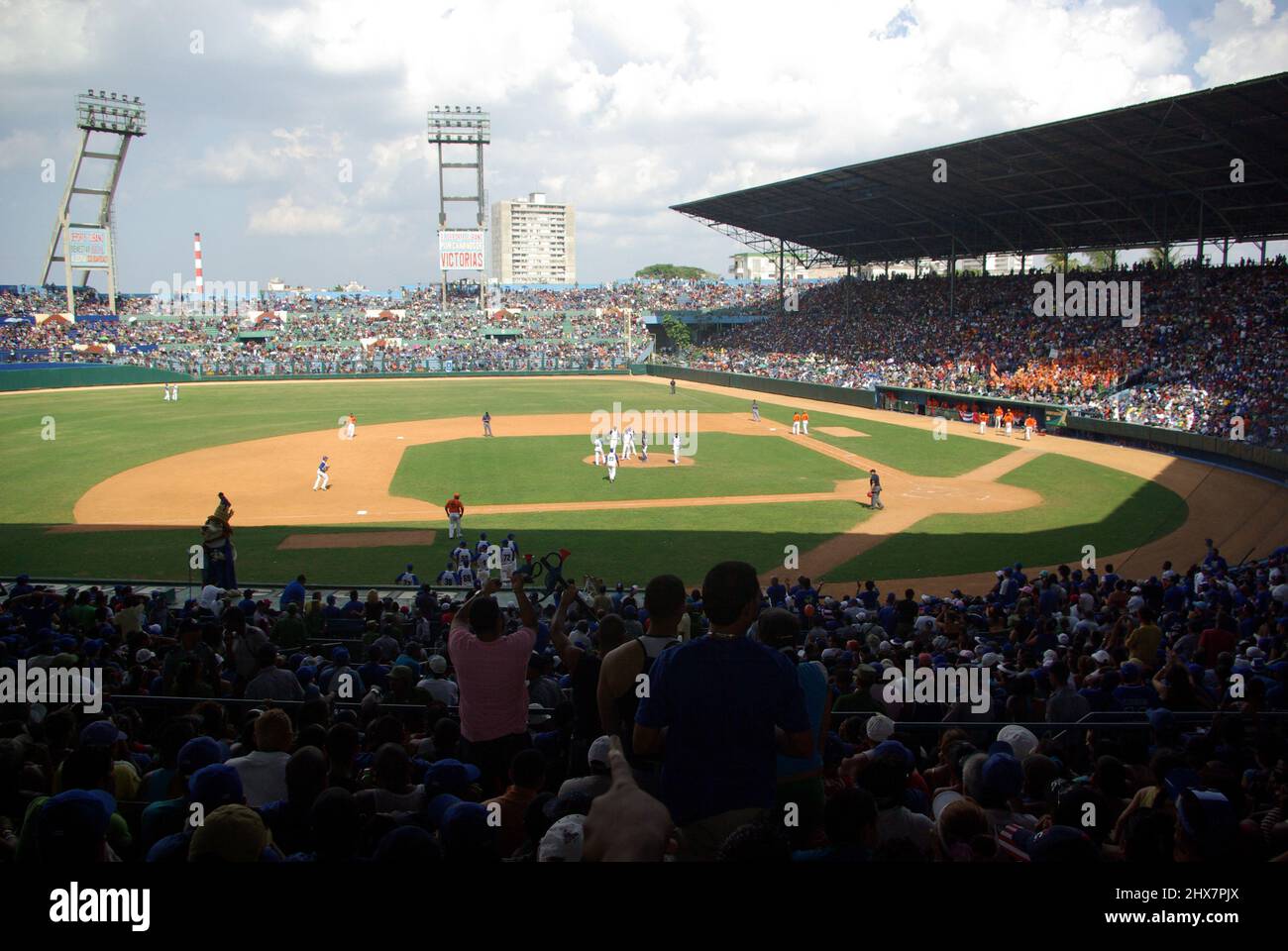 March 28, 2010, final of the Cuban baseball champions between the lions ...