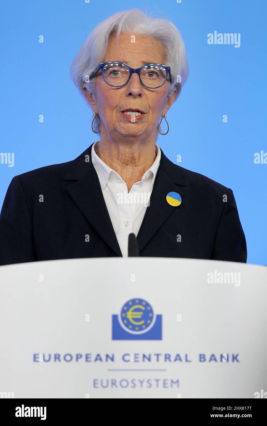 Ecb lagarde logo hi-res stock photography and images - Alamy