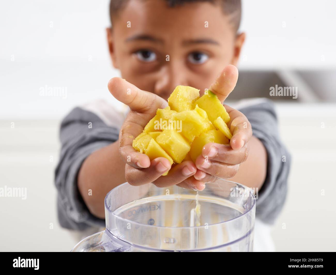 4 mango hi-res stock photography and images - Alamy