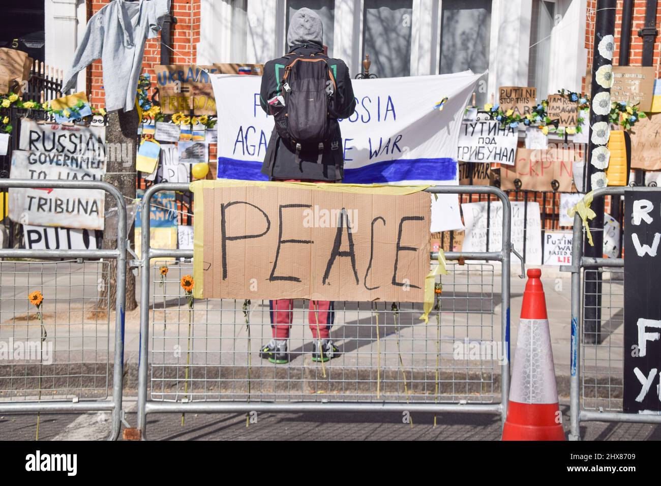 London, England, UK. 10th Mar, 2022. A cardboard 'Peace' sign opposite ...