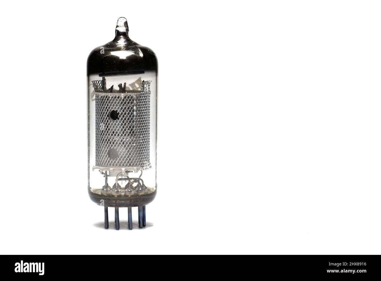 Vintage vacuum tube radio hi-res stock photography and images - Alamy