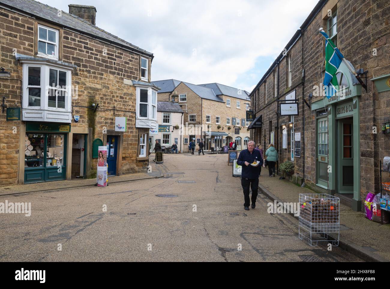 Bakewell bridge street hi-res stock photography and images - Alamy