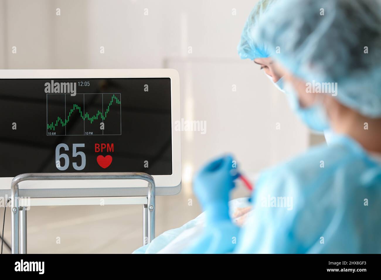 Modern heart rate monitor in operating room Stock Photo - Alamy