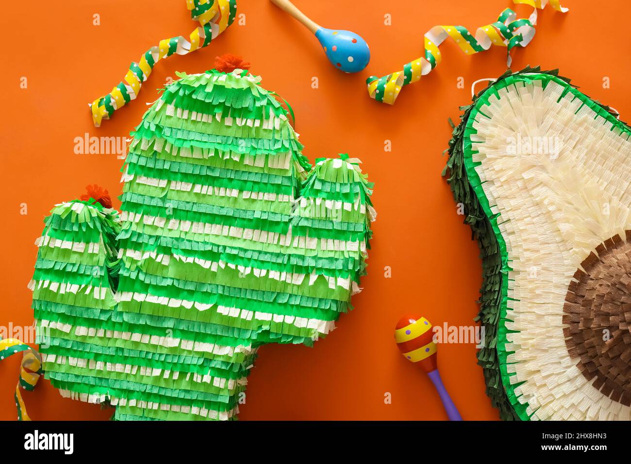 Pinatas hi-res stock photography and images - Alamy