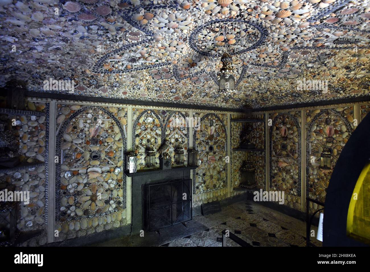 Cilwendeg shell house hi-res stock photography and images - Alamy