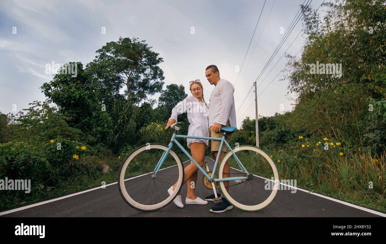 4k sunset cycling on bike hi-res stock photography and images - Alamy