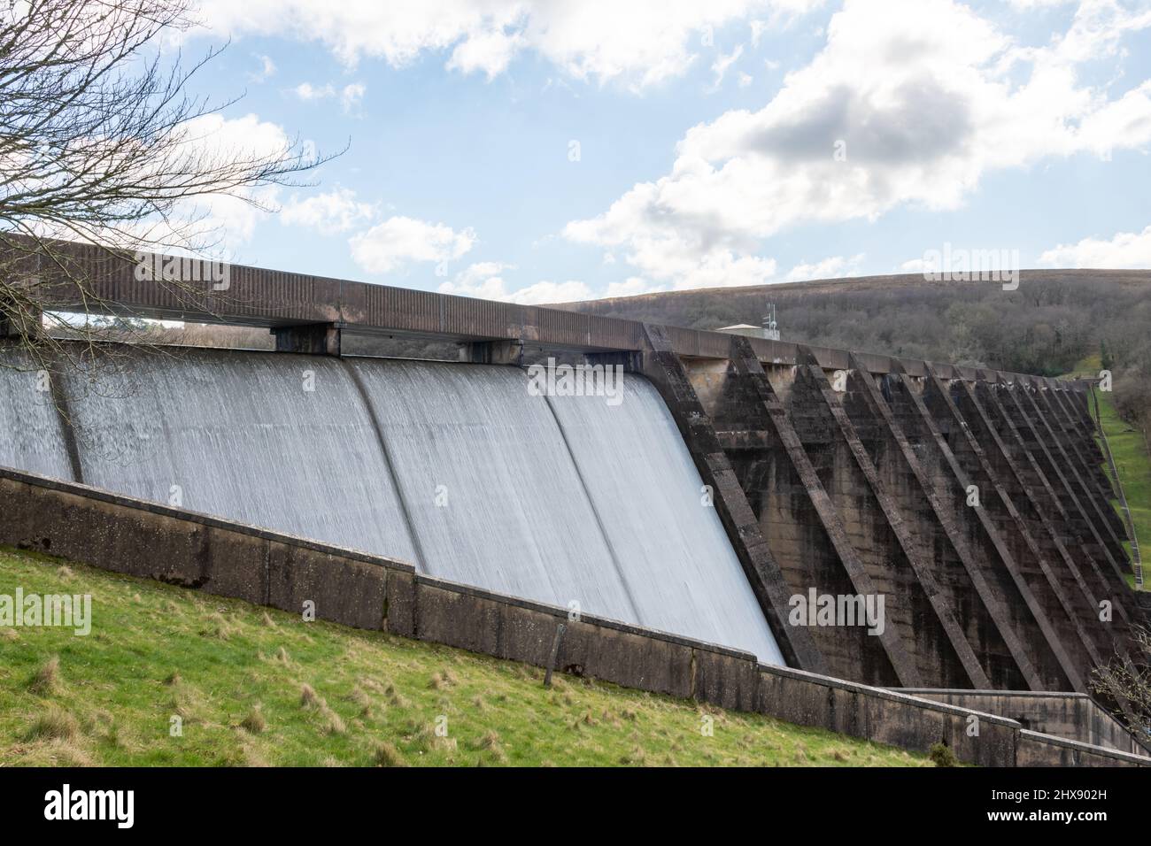 Long exposure of the waterfalls flowing over Wimbleball dam in Somerset ...