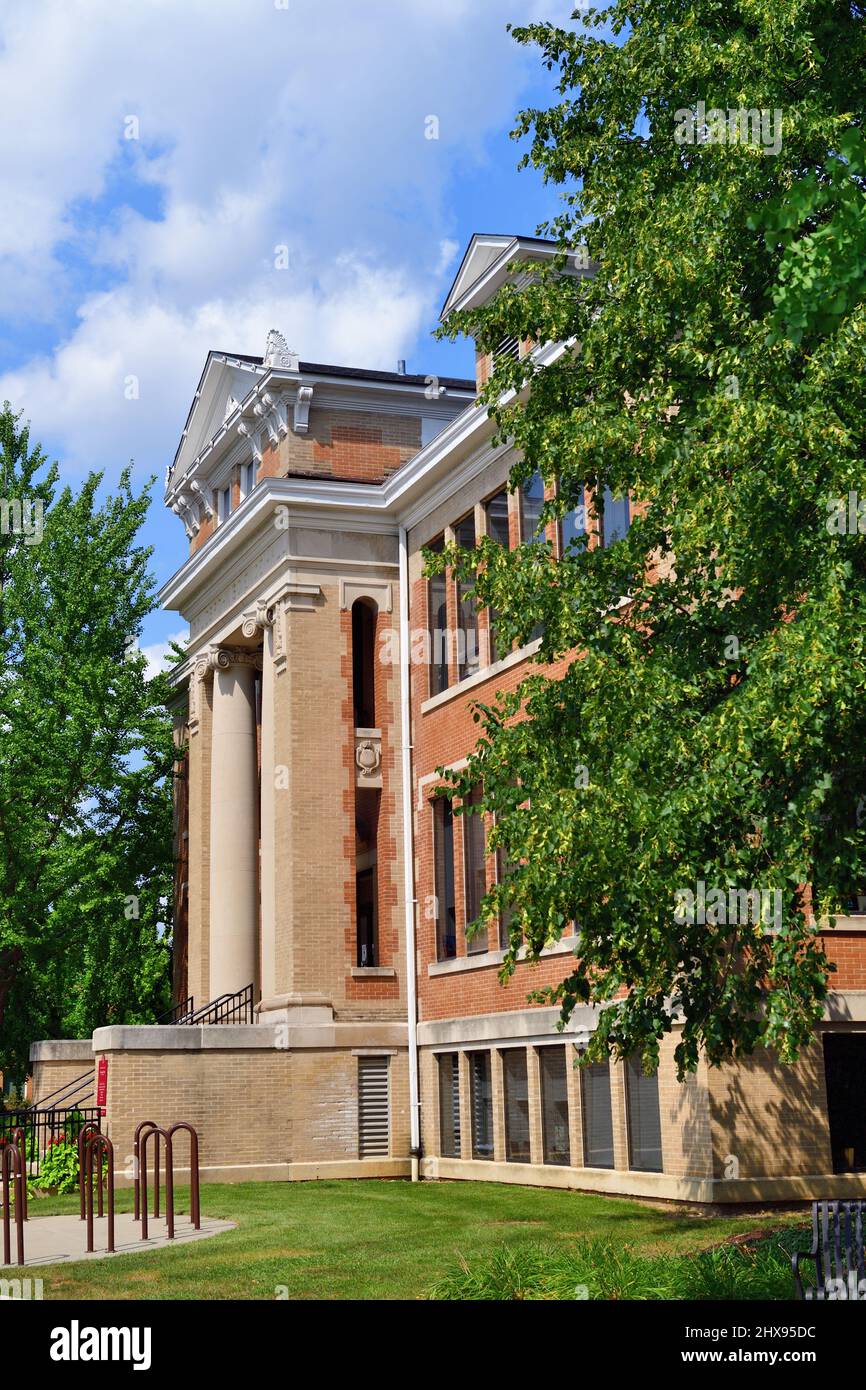 Naperville, Illinois, USA. Goldspohn Hall on the campus of North ...
