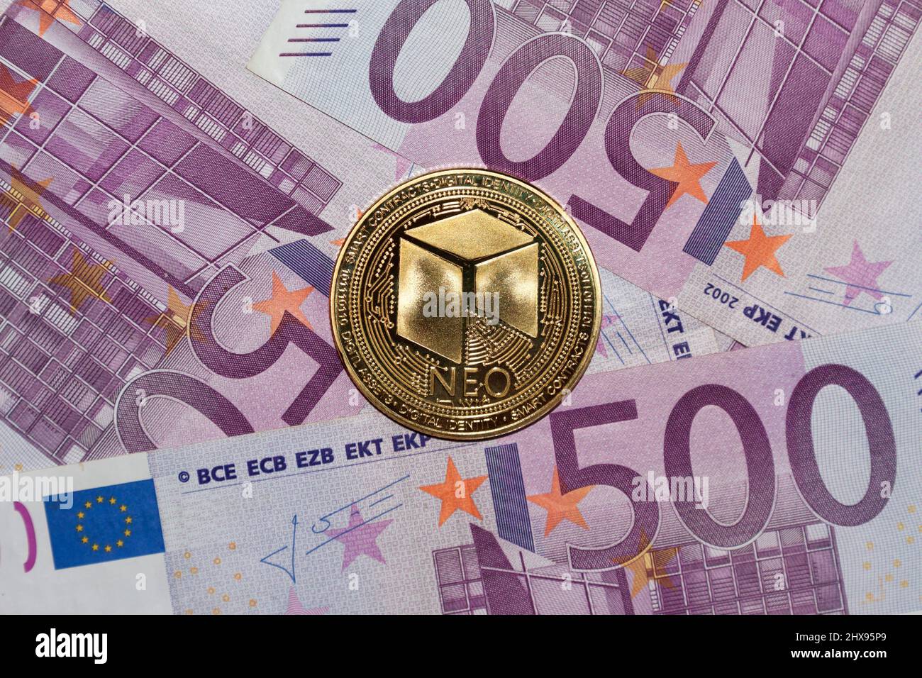 Neo coin and 500 Euro bank notes Stock Photo - Alamy