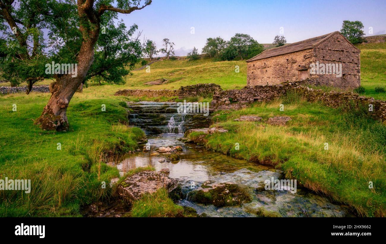 Barn at the side of a stream in the Yorkshire Dale, UK Stock Photo - Alamy