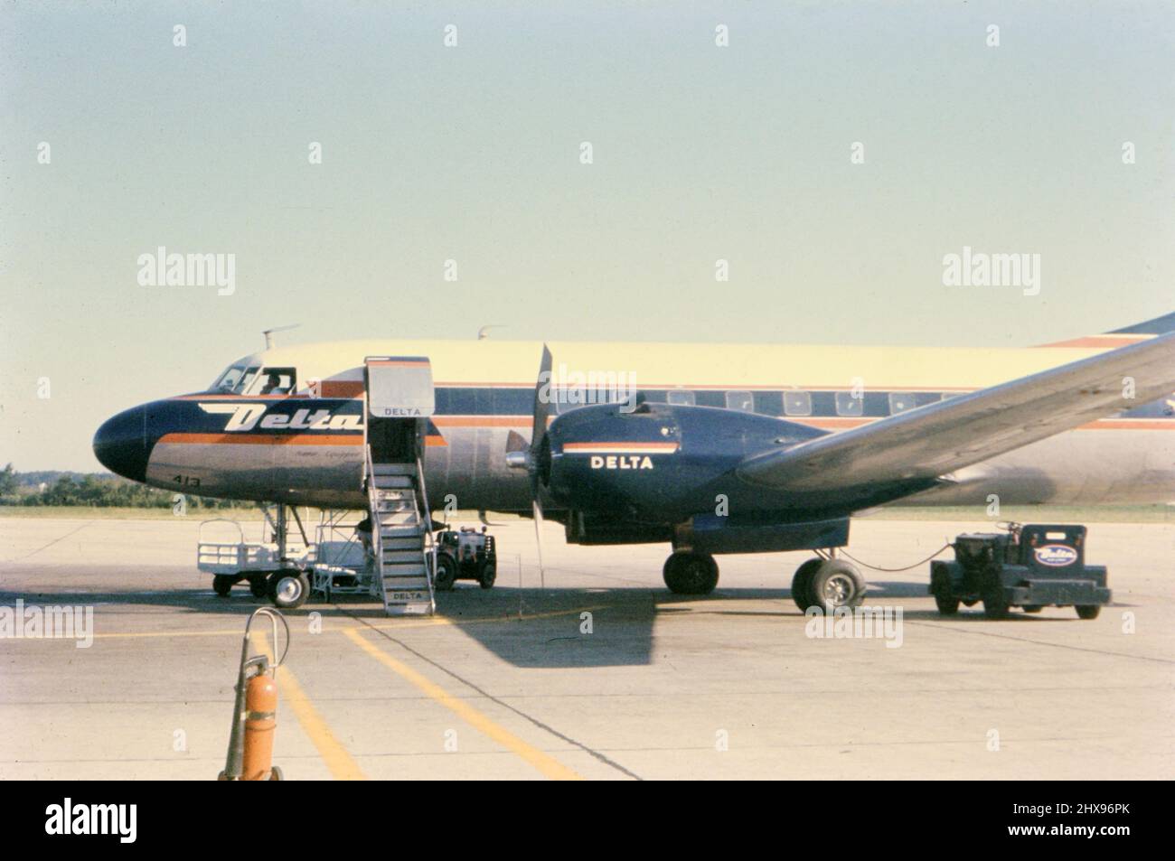 Historical Delta Airlines High Resolution Stock Photography and Images ...