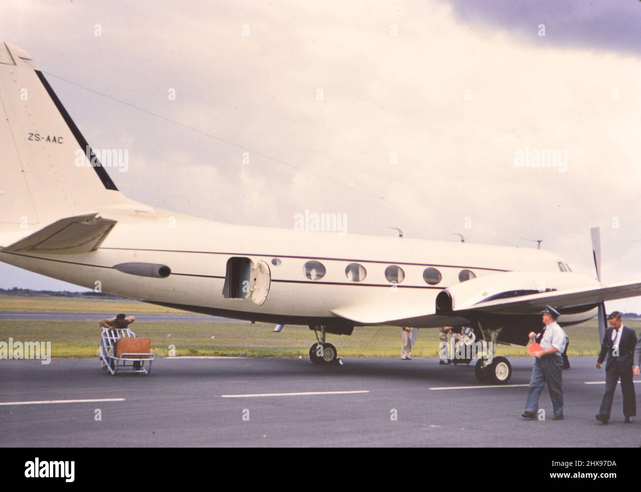 Charter plane hi-res stock photography and images - Alamy