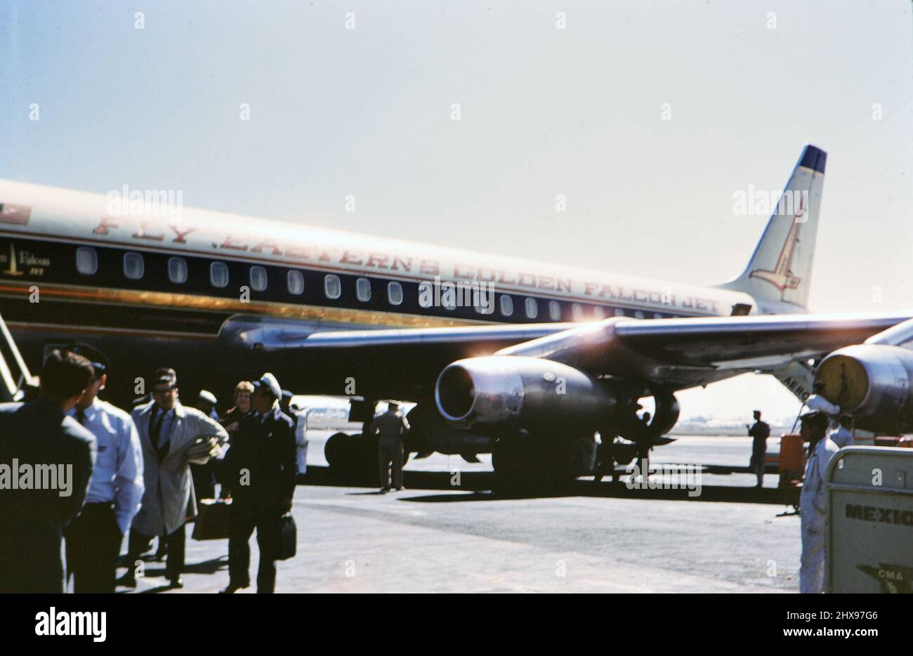 Historical eastern airlines jet hi-res stock photography and images - Alamy