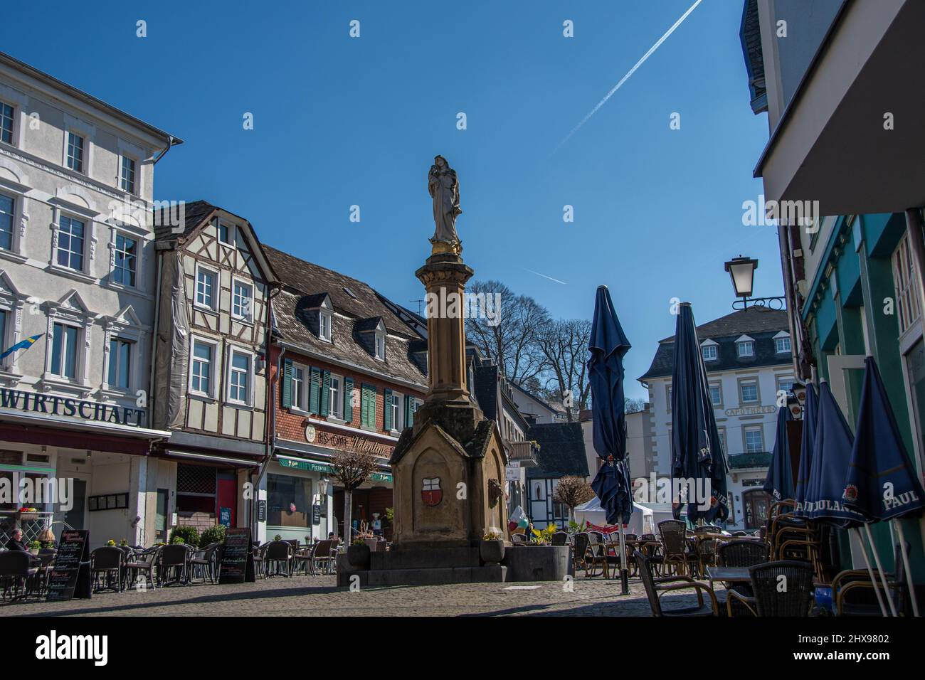 Linz am Rhein, Germany 10 March 2022, The historic marketplace of Linz ...