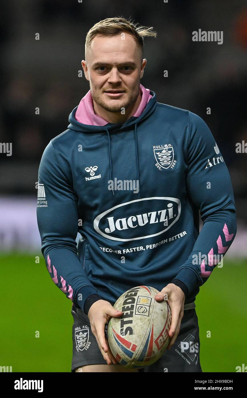 Adam Swift (2) of Hull FC during pre match warm up Stock Photo - Alamy