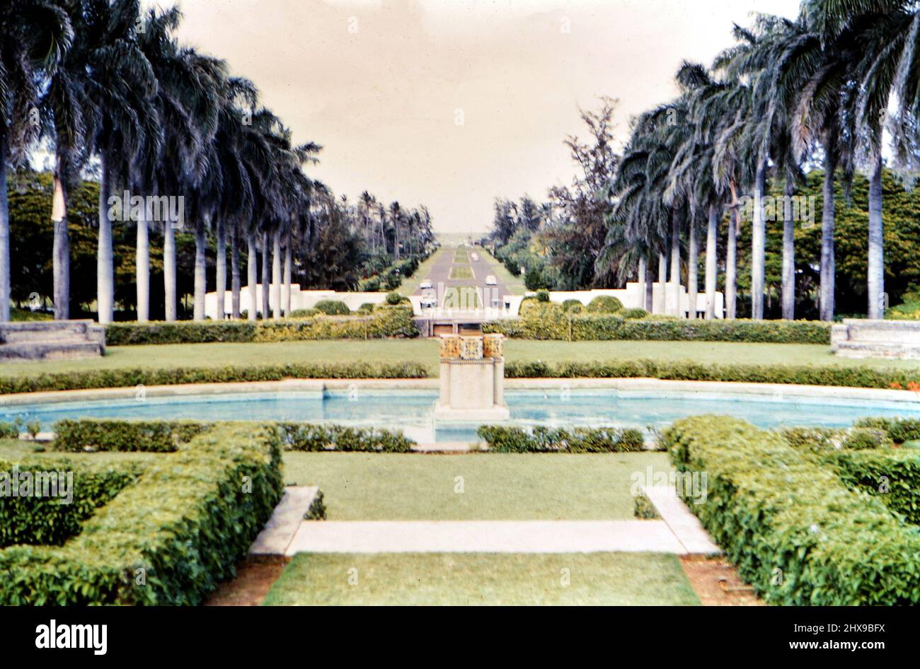 1960s hawaiian mormon temple hi-res stock photography and images - Alamy