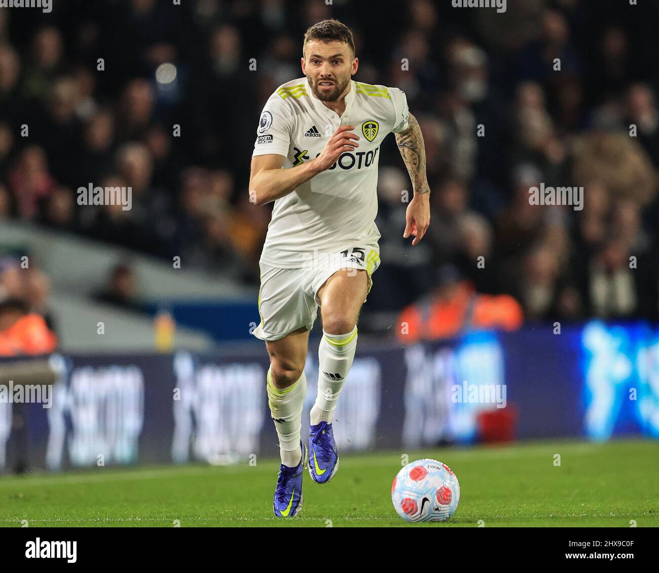 Stuart Dallas #15 of Leeds United breaks with the ball Stock Photo - Alamy