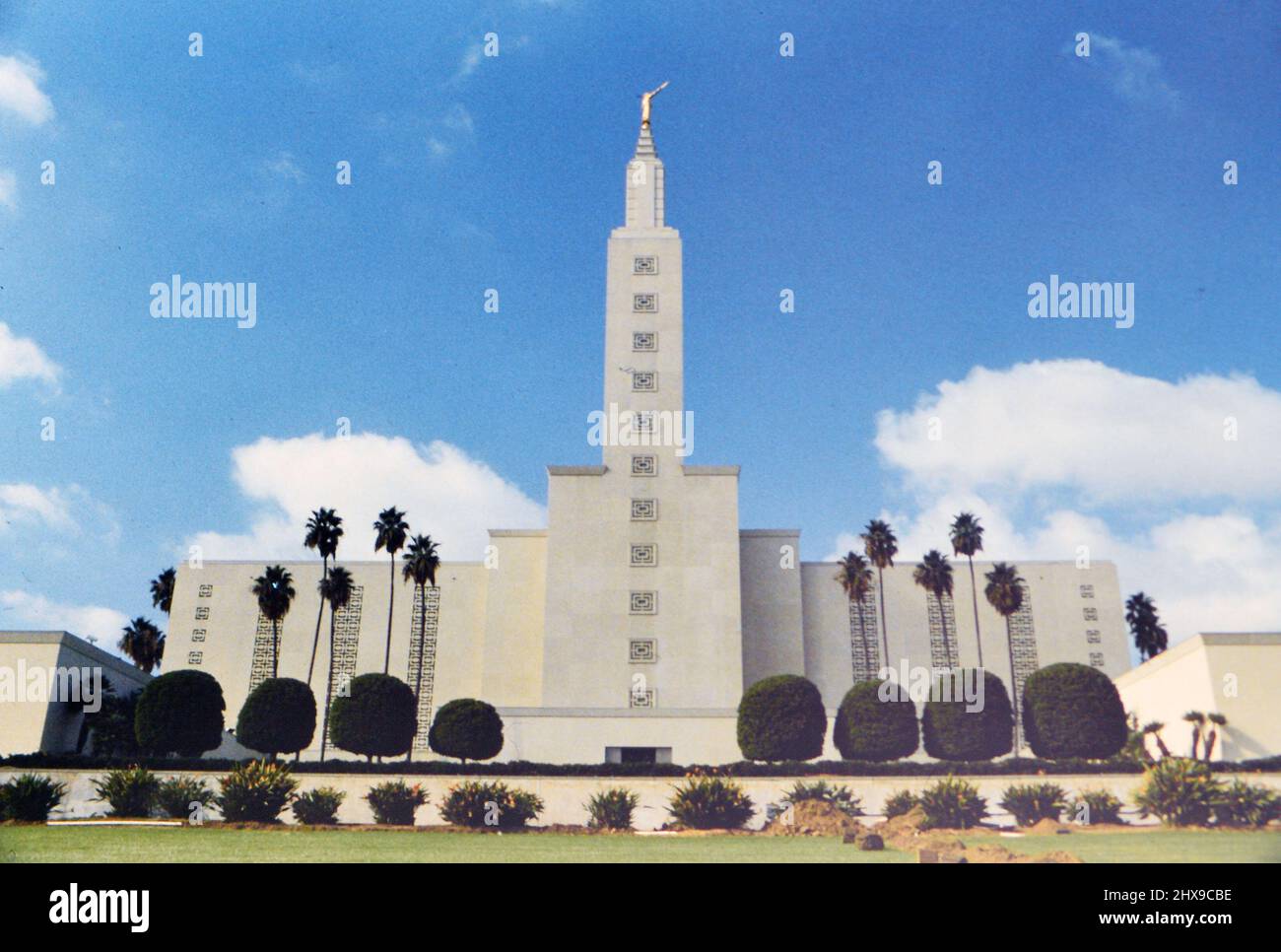 Archival mormon temple hi-res stock photography and images - Alamy
