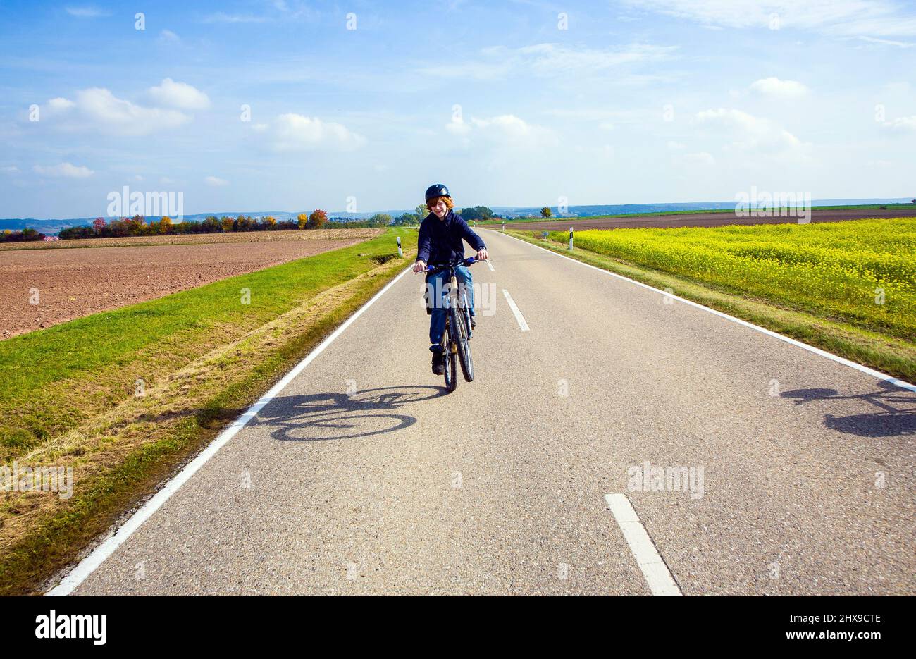 Mountainbike route hi-res stock photography and images - Alamy