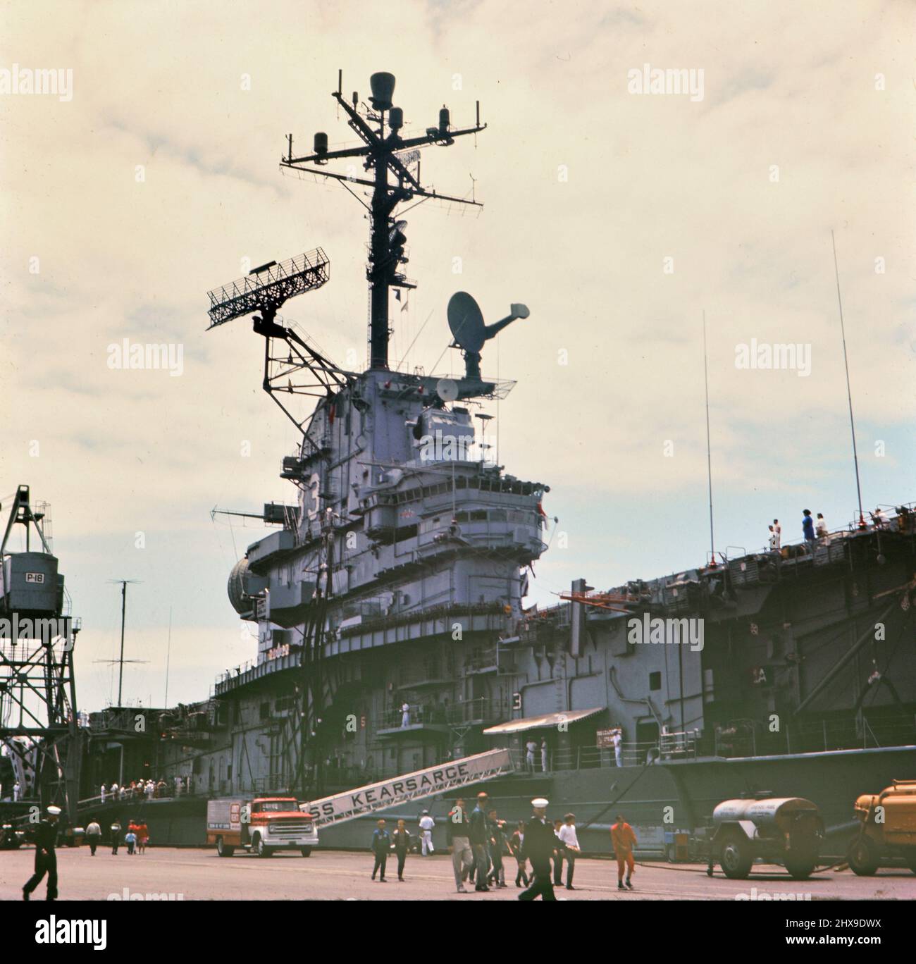1960s u s s kearsarge ship hi-res stock photography and images - Alamy