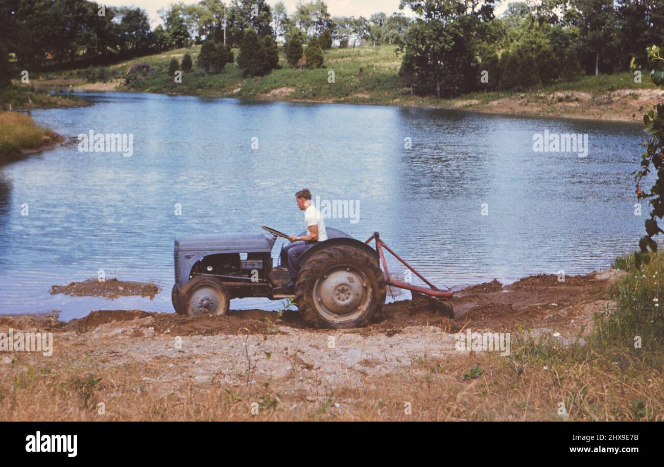 1960s working man hi-res stock photography and images - Alamy
