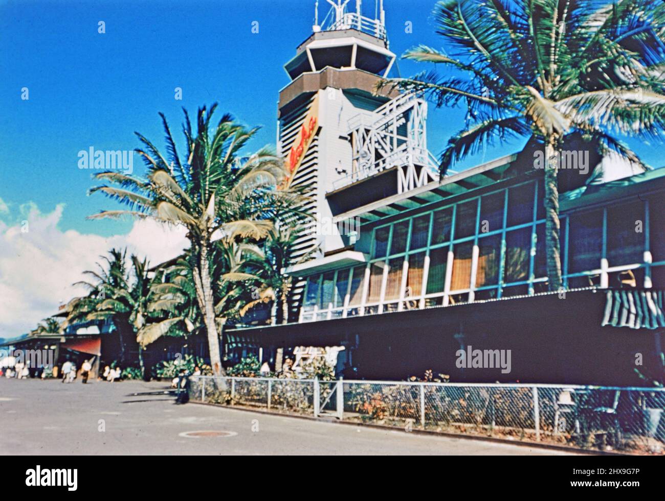 Control tower at the Honolulu Airport ca. late 1950s Stock Photo - Alamy