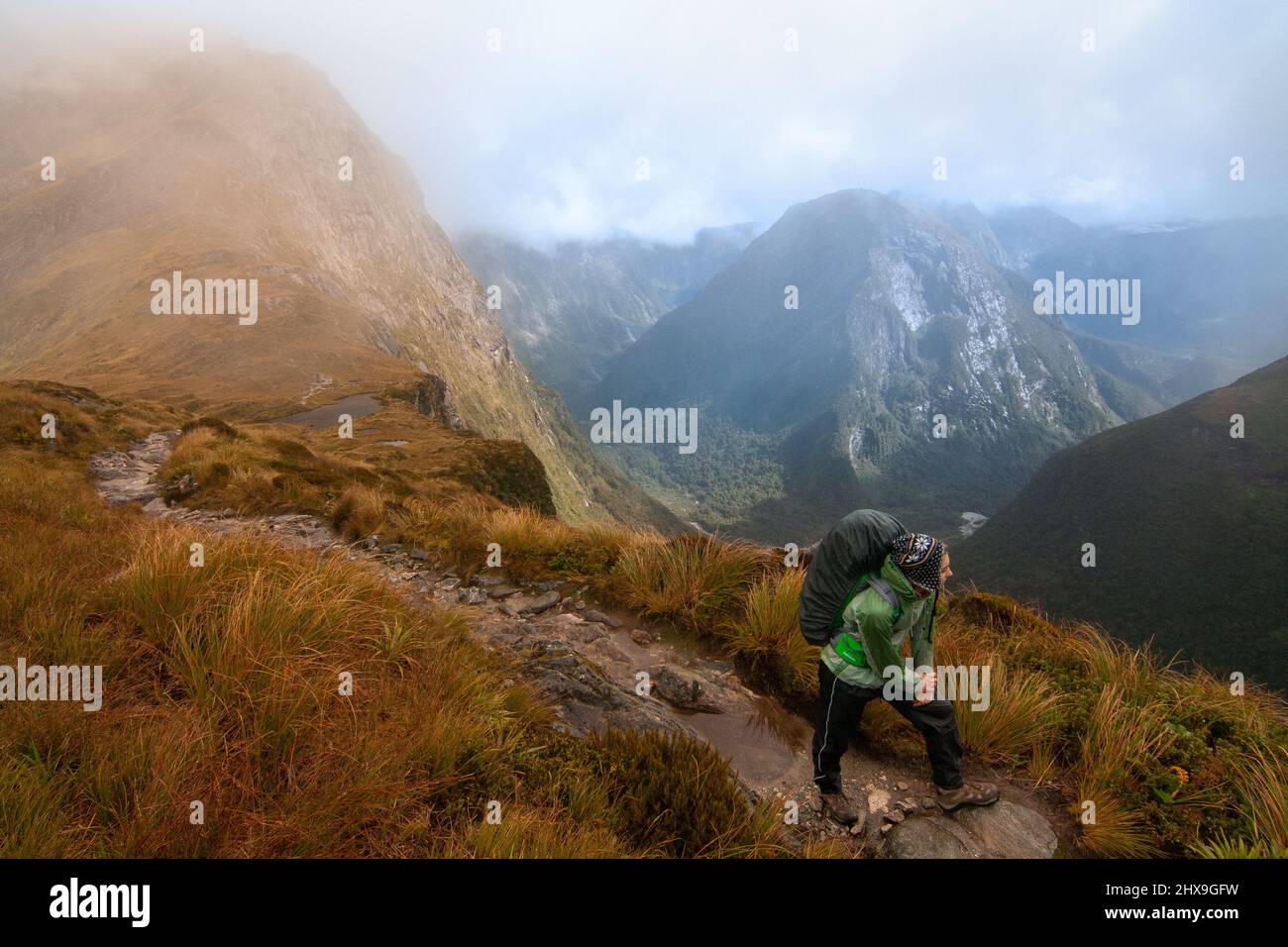 South island new zealand tramper hi-res stock photography and images ...