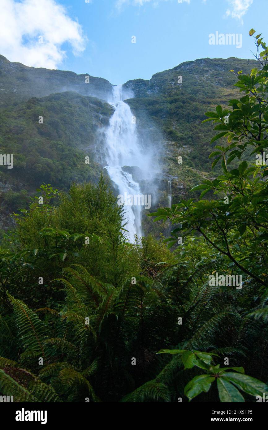 Sutherland Falls, highest waterfall in New Zealand 580m, Milford Track ...