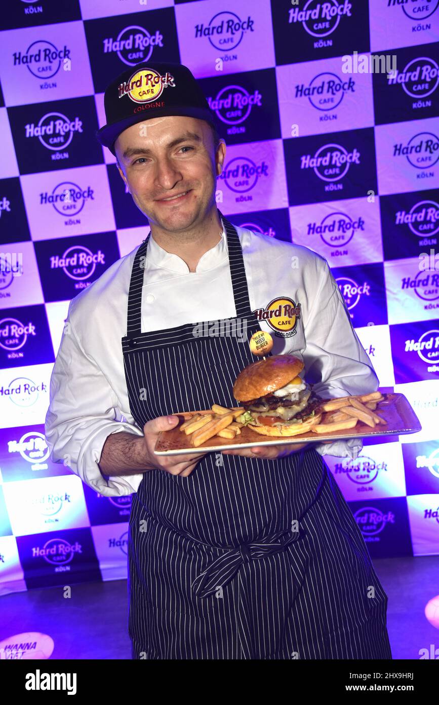 Lionel messi burger hi-res stock photography and images - Alamy