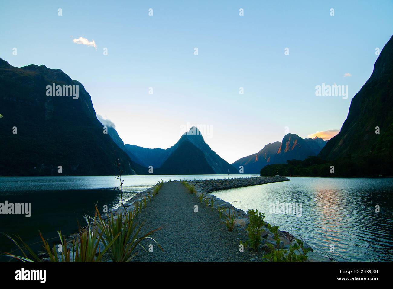 Milford Sound sunset landscape Fiordland New Zealand Stock Photo - Alamy