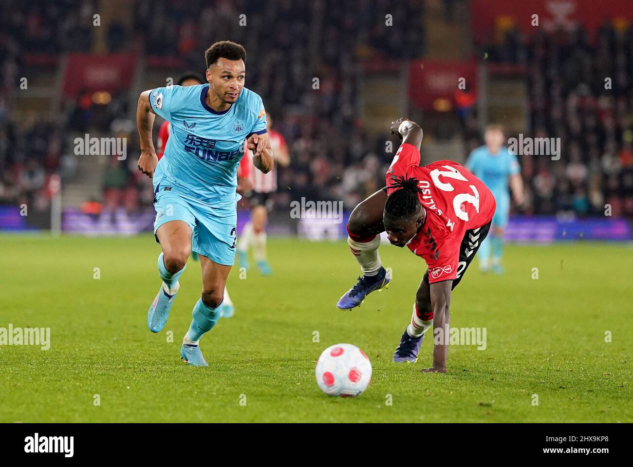 Newcastle uniteds jacob murphy battles hi-res stock photography and ...