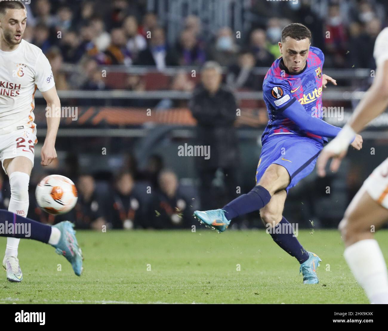 Dest barcelona 2022 hi-res stock photography and images - Alamy