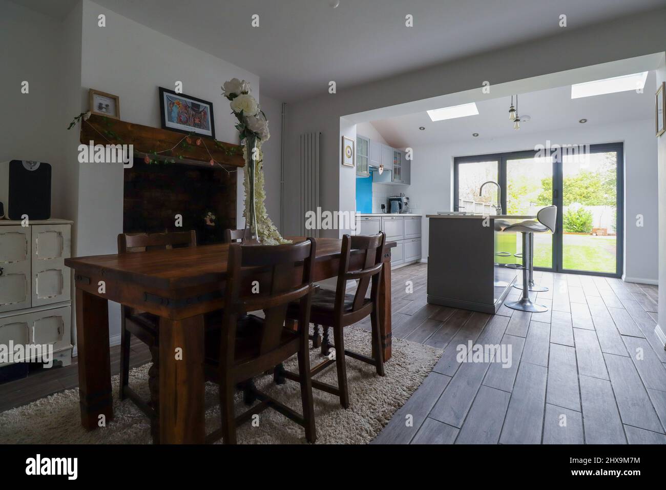 Ultra modern house interior hi-res stock photography and images - Alamy