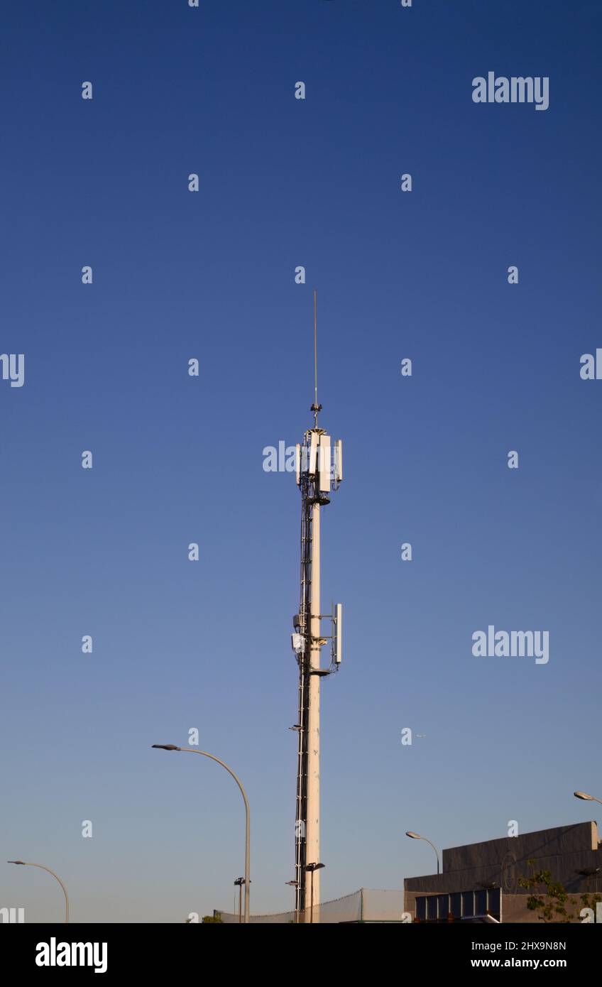Image of a tower with antennas used for the emission and reception of ...