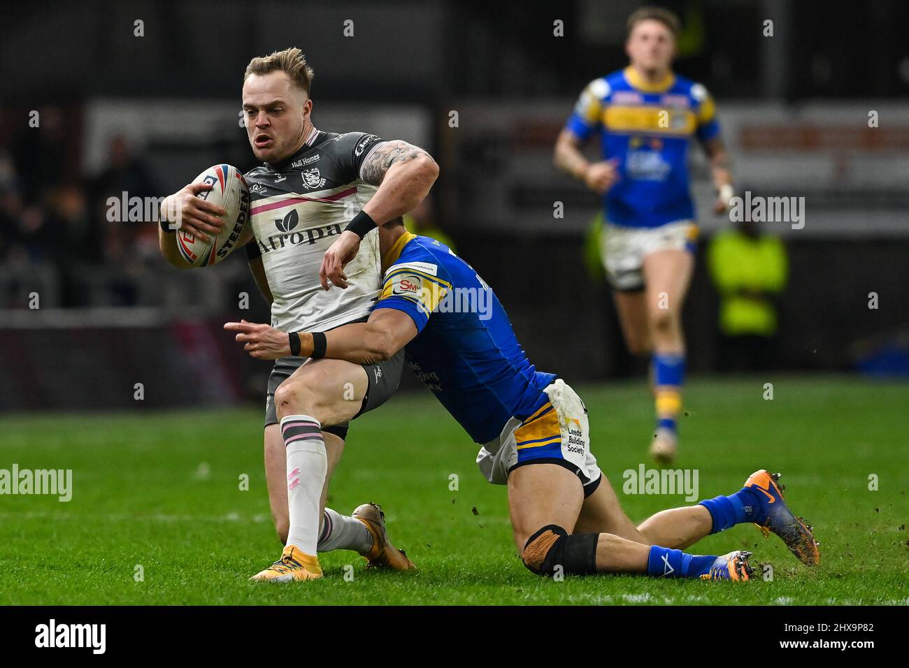 Leeds rhinos ash handley hull fc hi-res stock photography and images ...
