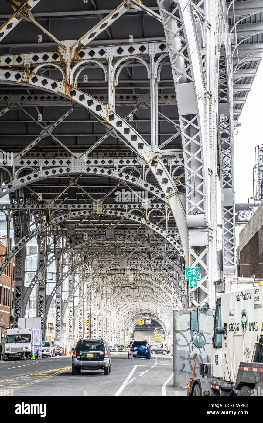Riverside drive viaduct hi-res stock photography and images - Alamy