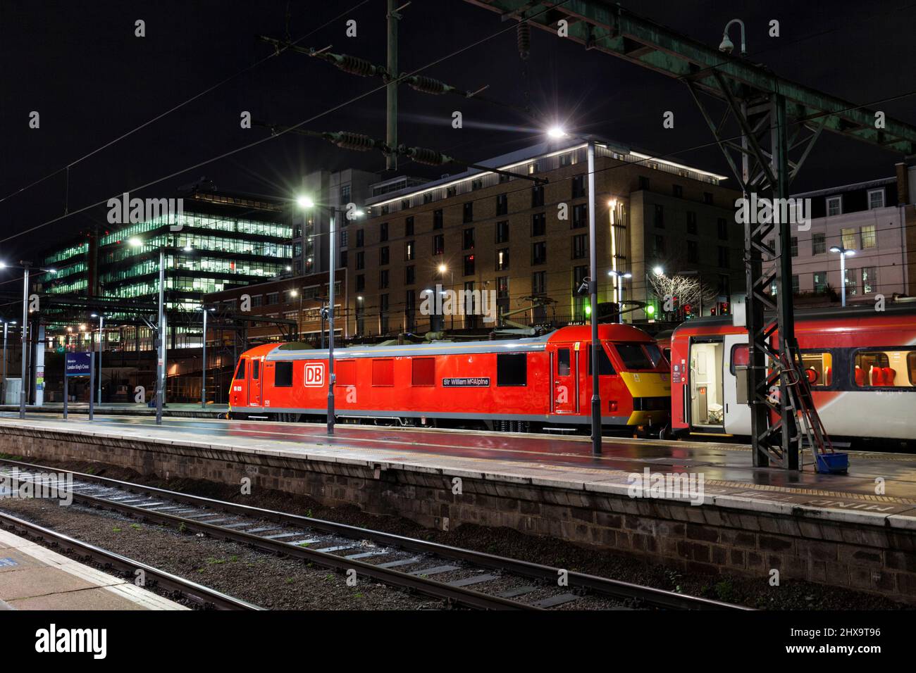 DB cargo rail class 90 electric locomotive 90028 at London Kings Cross ...