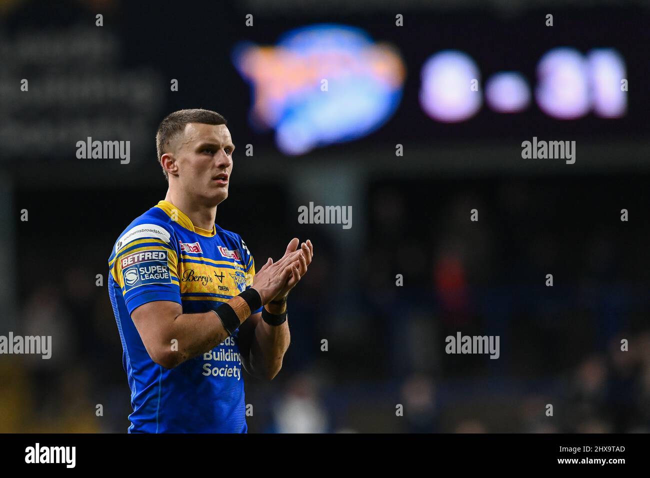 Leeds rhinos ash handley hull fc hi-res stock photography and images ...