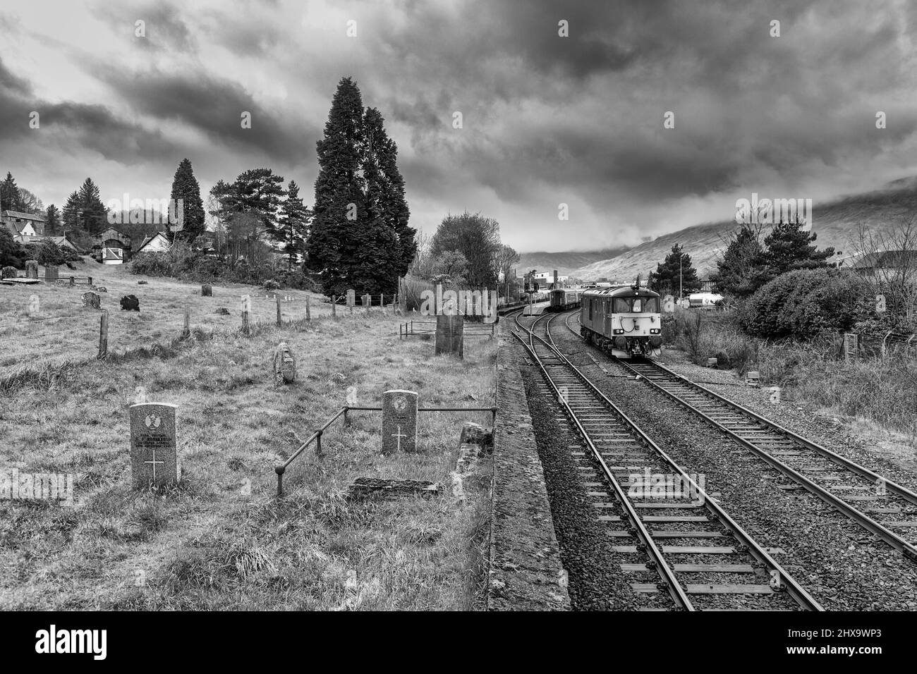 Class 73 locomotive Black and White Stock Photos & Images - Alamy